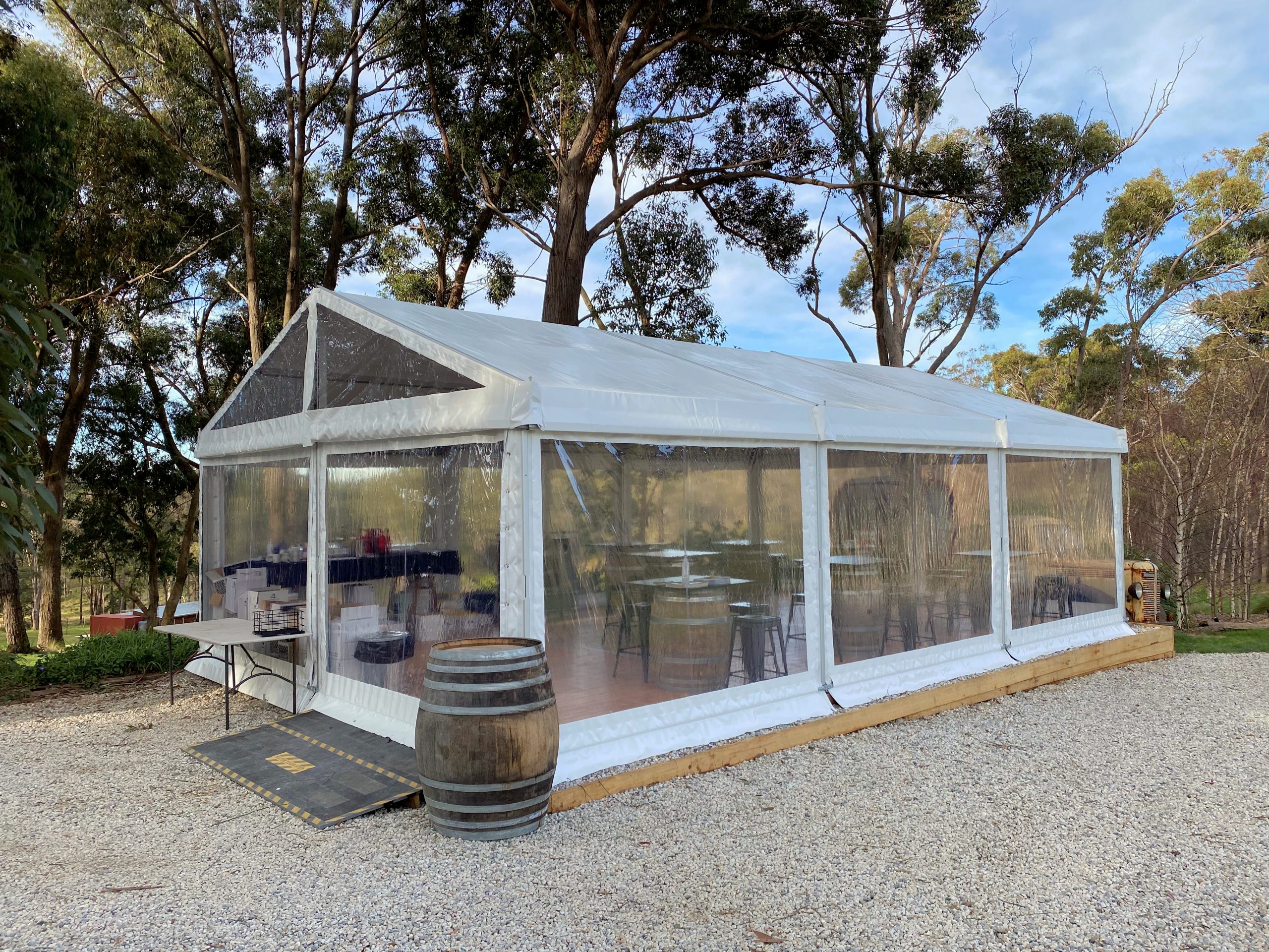 Event tent supplied to a family run winery - HTS TENTIQ