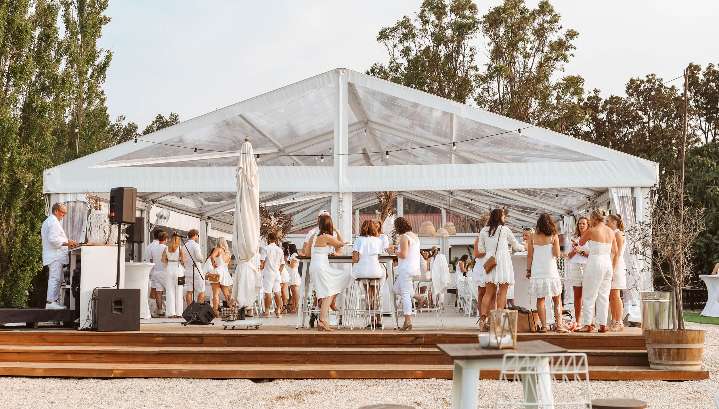 Party tents for small & large events - HTS TENTIQ