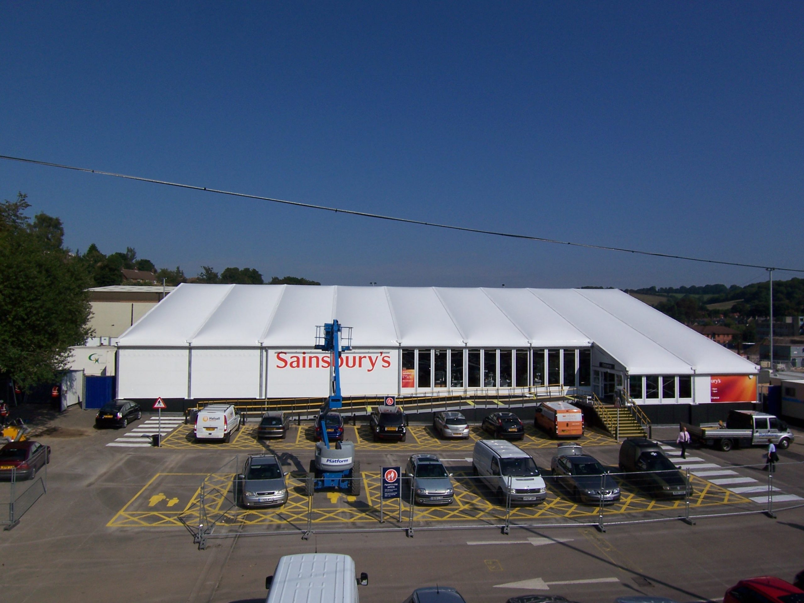 Retail & Public Facilities - HTS TENTIQ